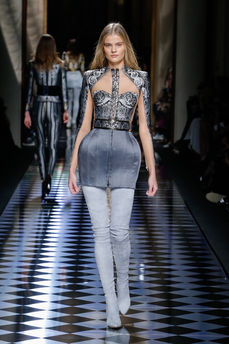 Balmain Fall / Winter 2016 Collection | Perfume and Beauty magazine