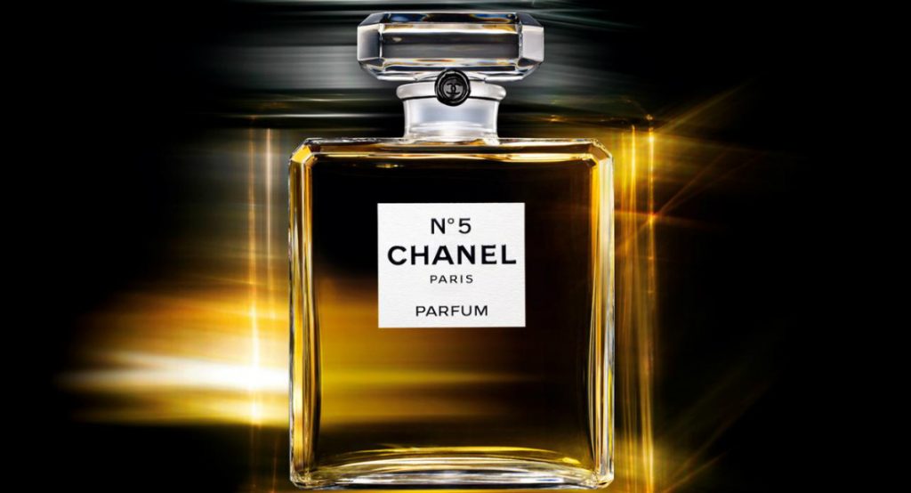 Chanel N°5 – timeless, legendary fragrance. | | Reastars Perfume and ...